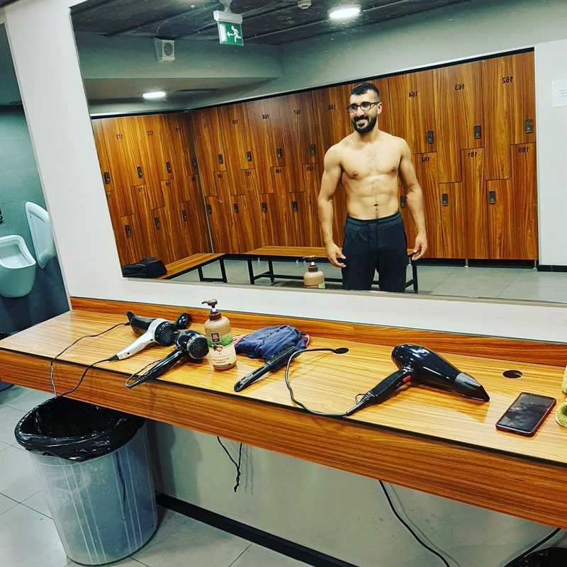 İstanbul Jigolo - Serisayfa