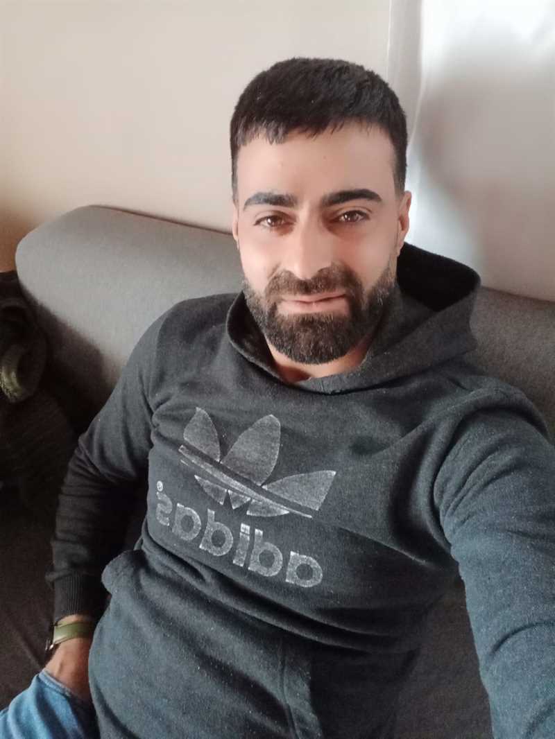 GÜZEL BİR YUVA ARIYORUM - Serisayfa