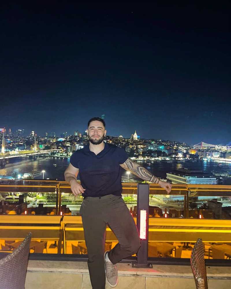 Model ve sporcu masor (kadınlar ve çiftler)) YILBASI MEKAN - Serisayfa